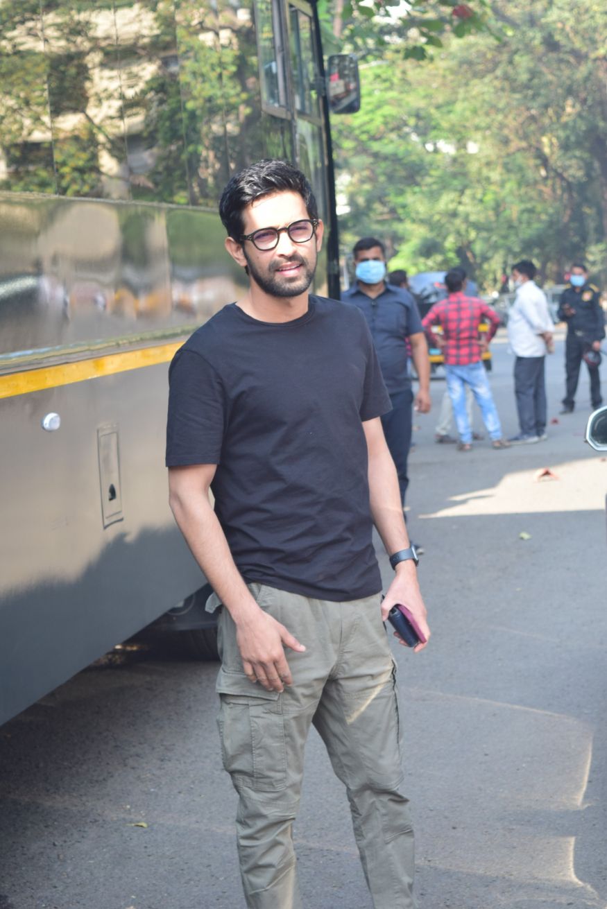 Celebrities Spotted Out And About: Arjun Kapoor, Malaika Arora, Aamir ...
