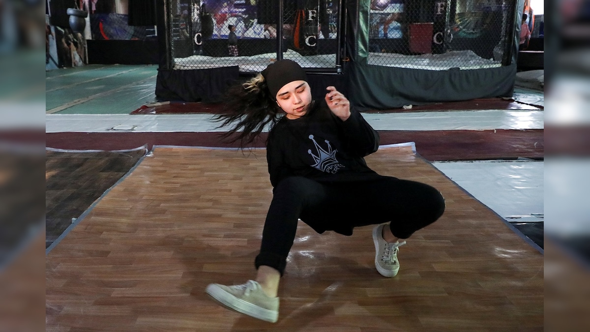 'Want to be Different': Afghanistan's First Female Breakdancer Sets ...