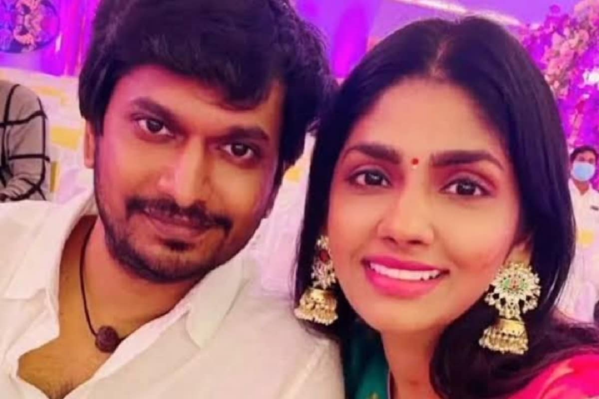 Tollywood Filmmaker Desingh Periyasamy To Tie the Knot with Actress ...