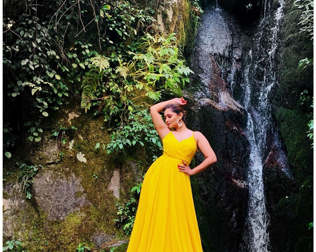 Rashami Desai Is Raising The Temperature With Her Bold Photoshoot, See ...