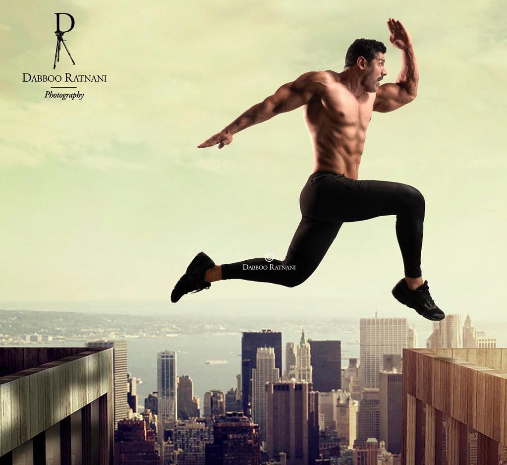 John Abraham's Ripped Body And Insane Workouts Will Motivate You To Hit ...