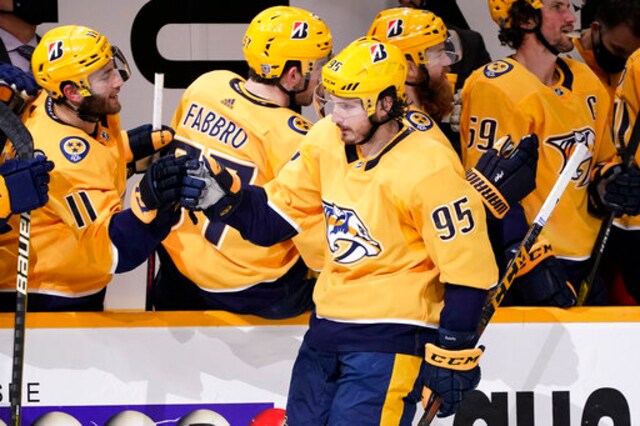 Duchene Scores In Shootout, Preds Beat Blackhawks 2-1 - News18