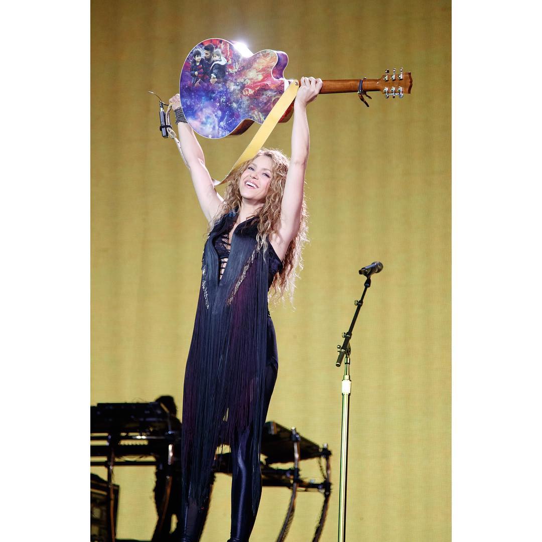 Happy Birthday Shakira: 10 Onstage Moments Screaming She is Queen of ...