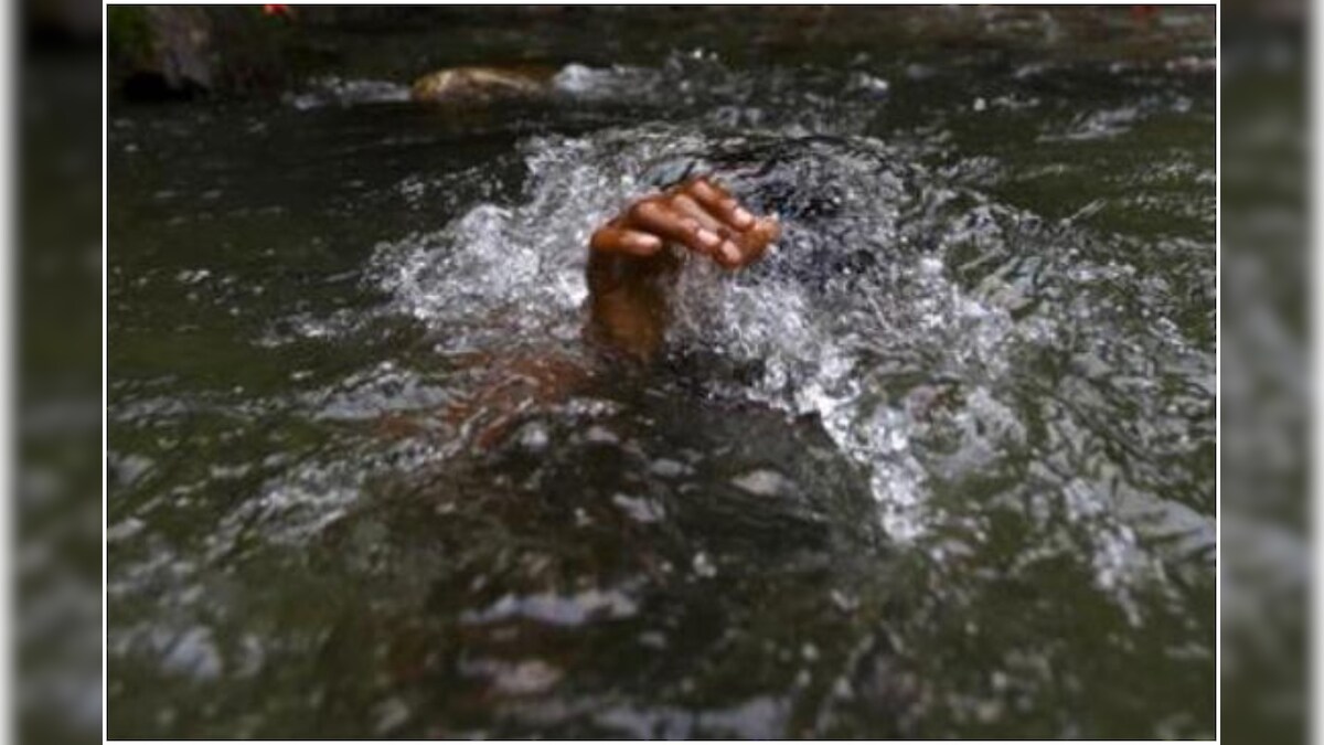 Two Photographers Drown in 72-foot Deep Lake in Chennai While Taking Photos