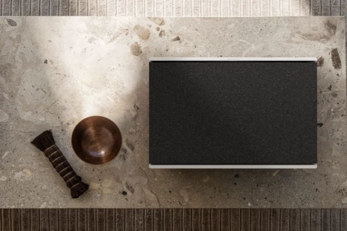 In Photos: Bang & Olufsen Beosound Level Is a €1,250 Portable Speaker ...