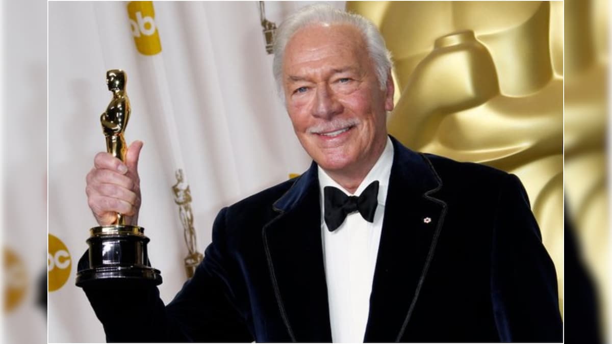 Christopher Plummer Dies at 91: Helen Mirren, Chris Evans Pay Tribute ...