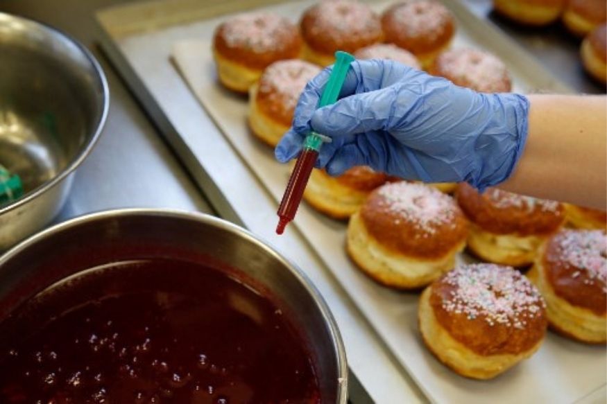 Raspberry-flavoured 'Vaccine'? Swiss Bakery Makes German Doughnuts with ...
