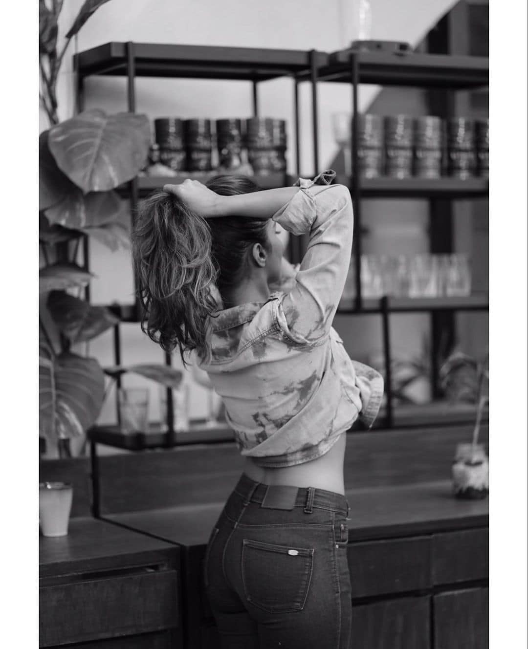 Pranutan Bahl Bowls Fans Over With Her Sensuous Monochrome Photos On Social Media - News18