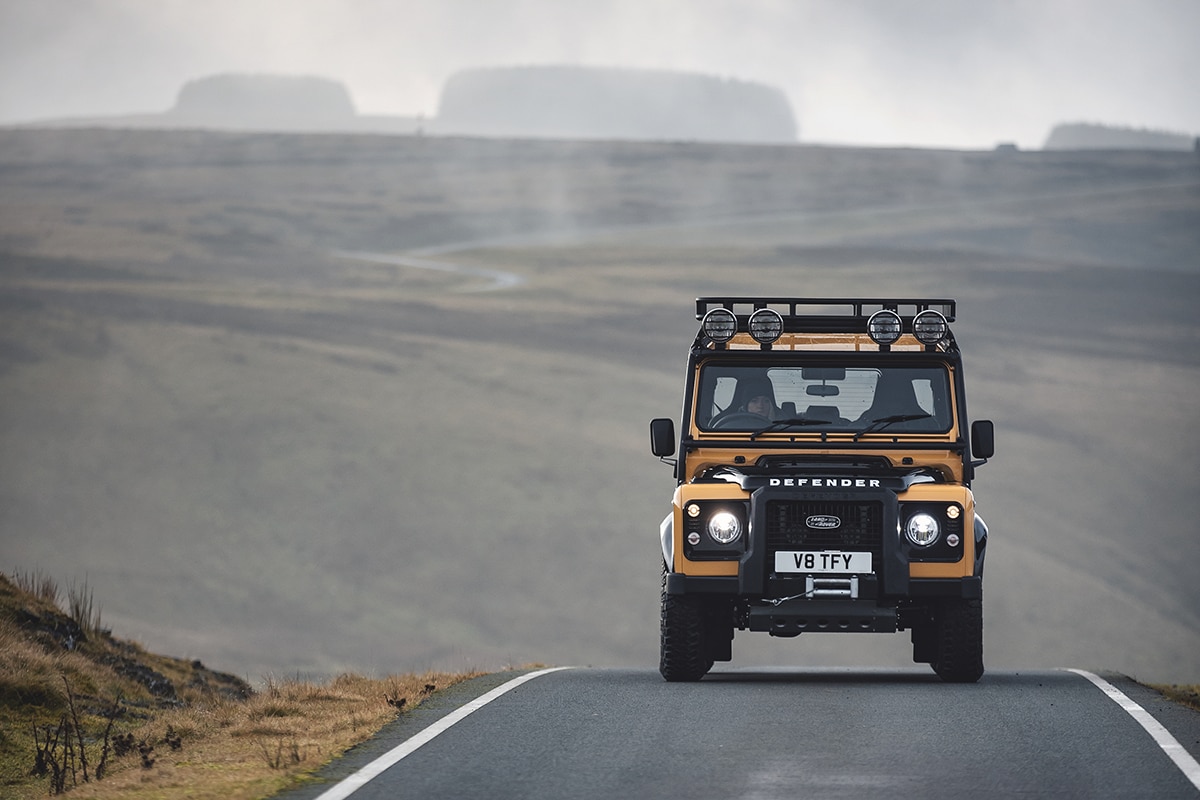 In Pics: Land Rover Classic Defender Works V8 Trophy Detailed Image ...