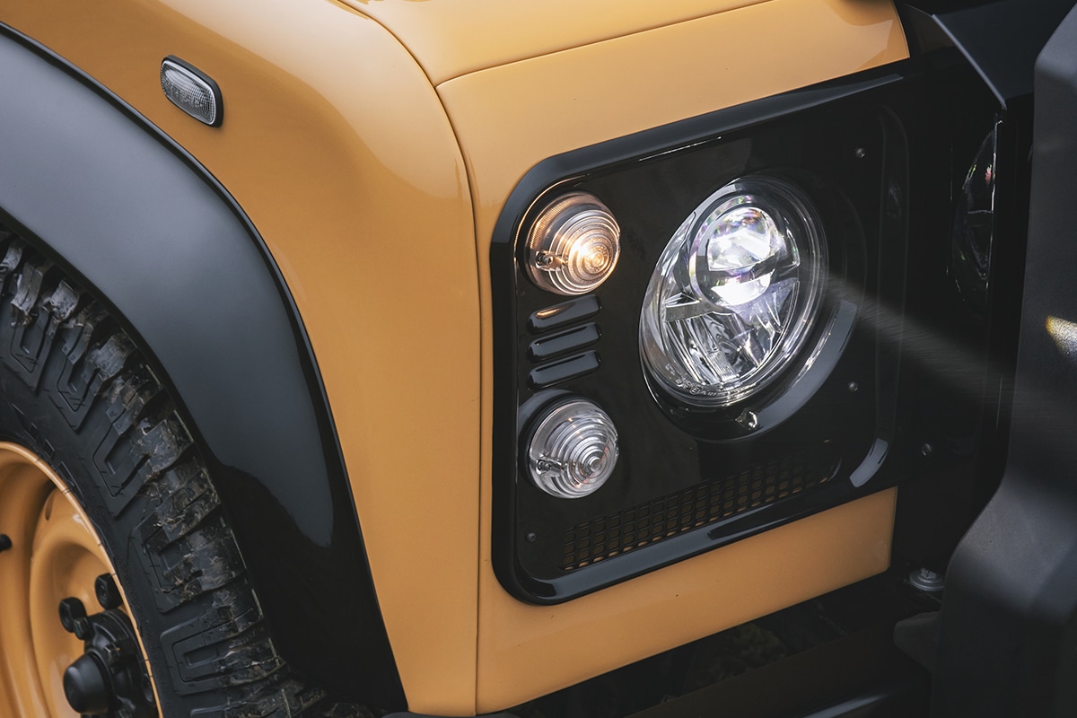 In Pics: Land Rover Classic Defender Works V8 Trophy Detailed Image ...