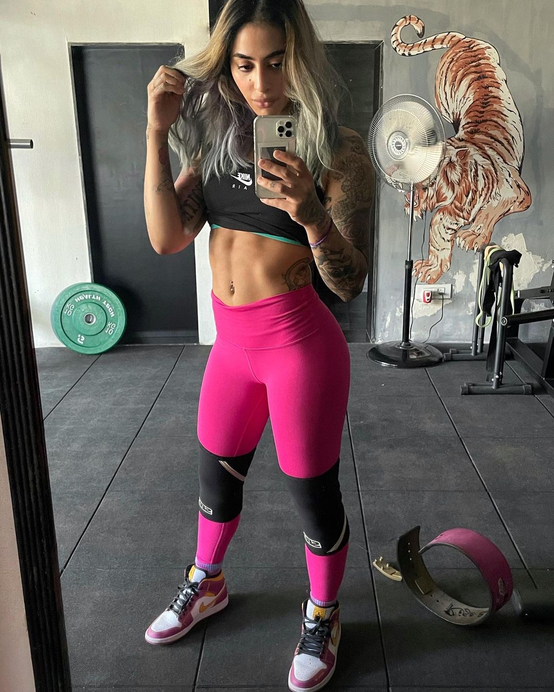 Bani J's Toned Body Can Make Anyone Envious, See Her Pics And Get Your ...
