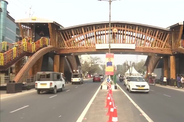 Assam Gets a Unique Foot-Over-Bridge Made Out of Bamboo to Boost Local ...