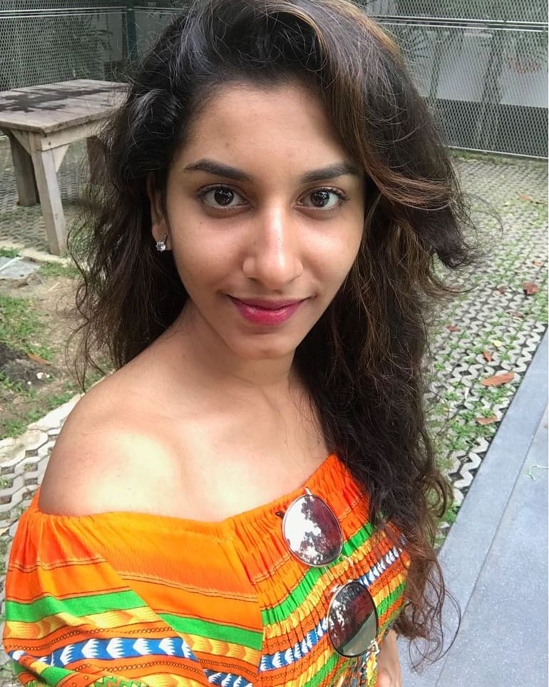 South Actress Vishnupriya Raises Temperature With Her Hot Photos, Take ...