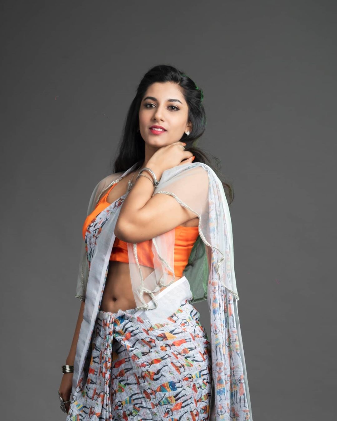 South Actress Vishnupriya Raises Temperature With Her Hot Photos, Take ...