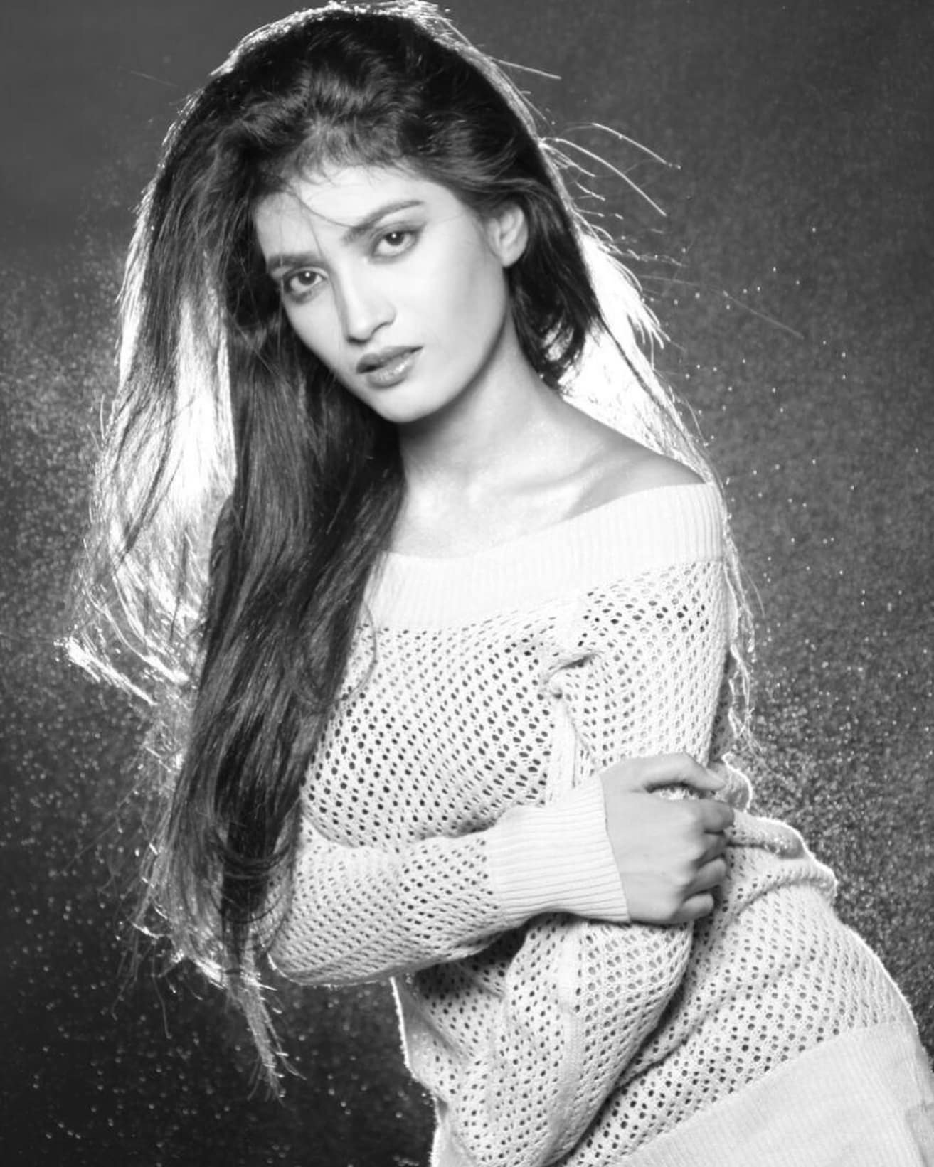 Manya Singh Is Perfect Mix Of Sexy And Sweet, See Stunning Pics Of ...