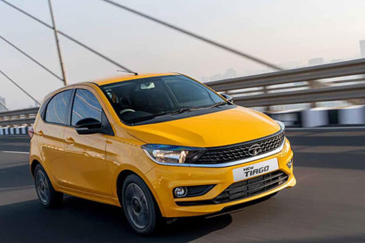 Tata Tiago XTA Variant Launched at Rs 5.99 Lakh; Most Affordable AMT ...