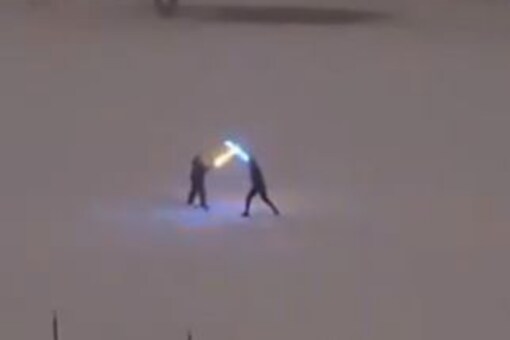 Colorado Duo Recreates Iconic Fight Scene with Lightsabers in Snow ...