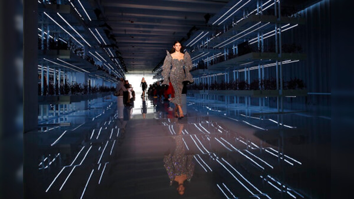 Del Core Intros New Brand With Live Show During Digital MFW - News18