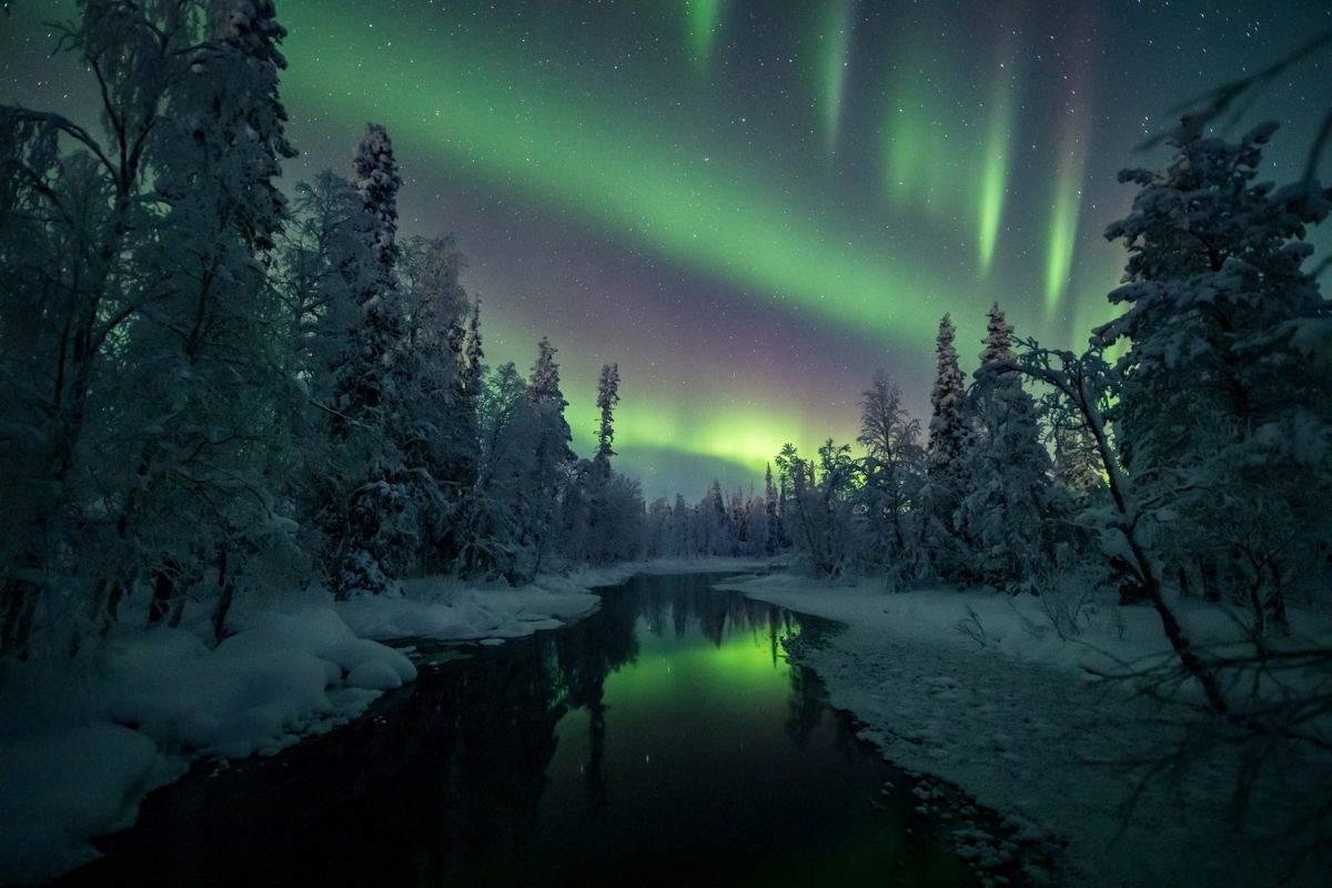 Dancing Northern Lights: 10 Stunning Photos of Aurora Borealis Will ...