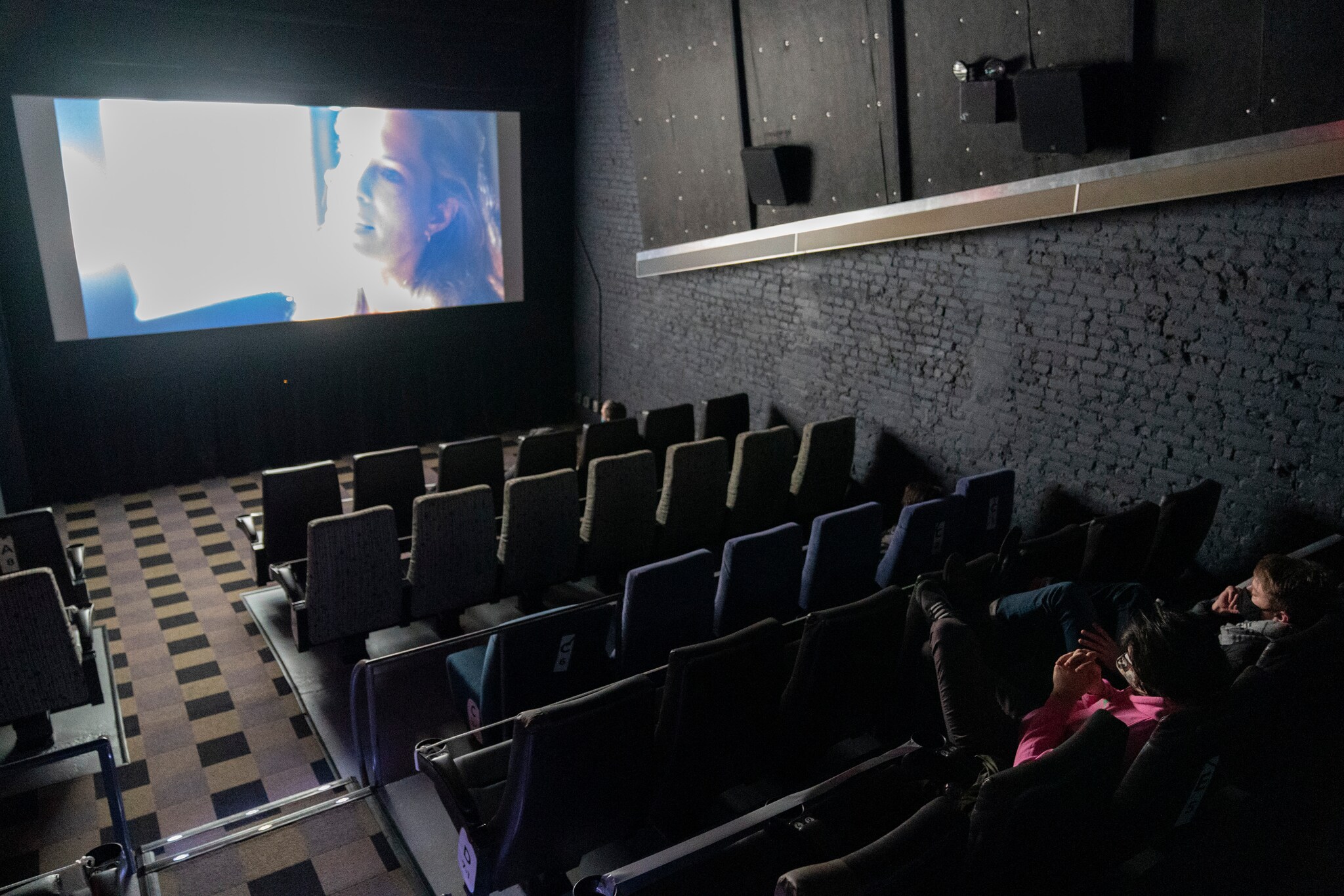 New York Cinemas Reopen, Film Titles Return to Manhattan Marquees; See ...