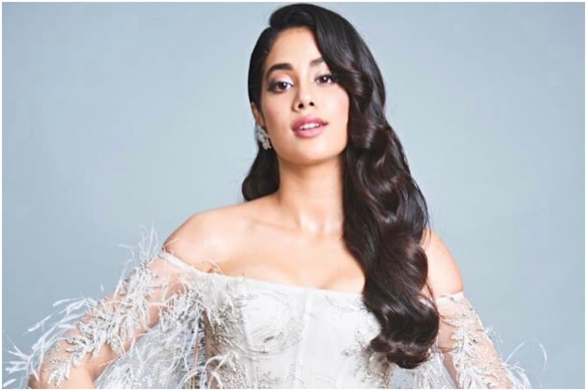 Happy Birthday Jahnvi Kapoor: Check Out Her Stunning Looks