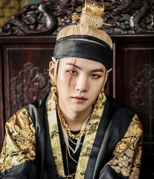 Happy Birthday Suga: Here are His Stunning Pics - News18