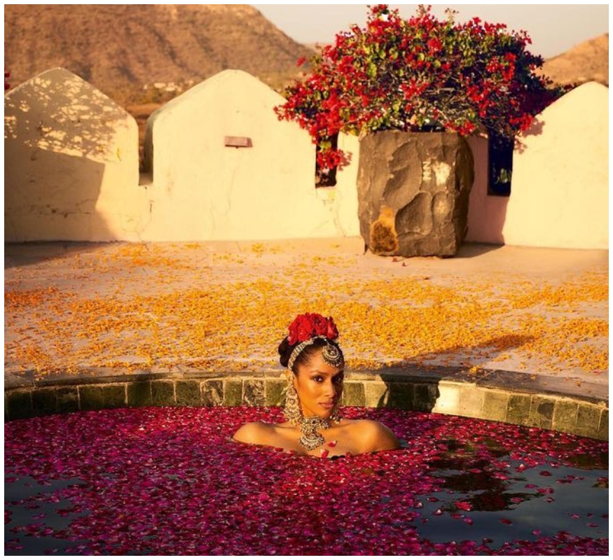 Masaba Gupta Turns Model for Sabyasachi's Latest Bridal Collection - News18