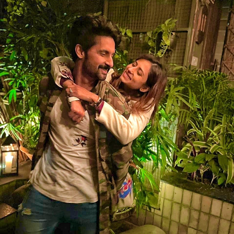 Ravi Dubey And Sargun Mehta's Love Story: A Look At The Couple's Romantic Pictures - News18