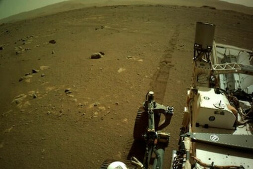 Headphones On: Sound of Mars Perseverance Rover Driving on Martian ...