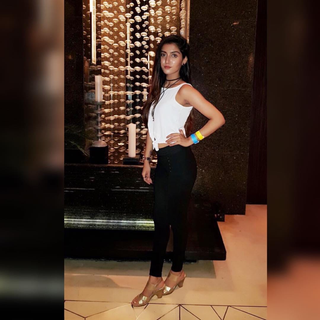 Stunning Photos of Prithvi Shaw's Rumoured Girlfriend, Prachi Singh ...