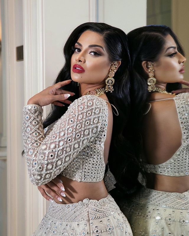 Chandrika Ravi Raises Temperature In Racy Lingerie Photos, Check Her ...