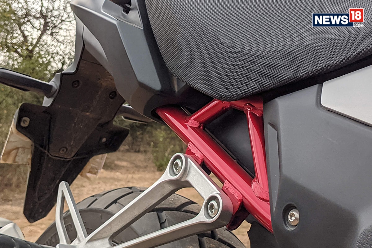 In Pics: Honda CB500X First Ride, See Detailed Image Gallery of Design ...