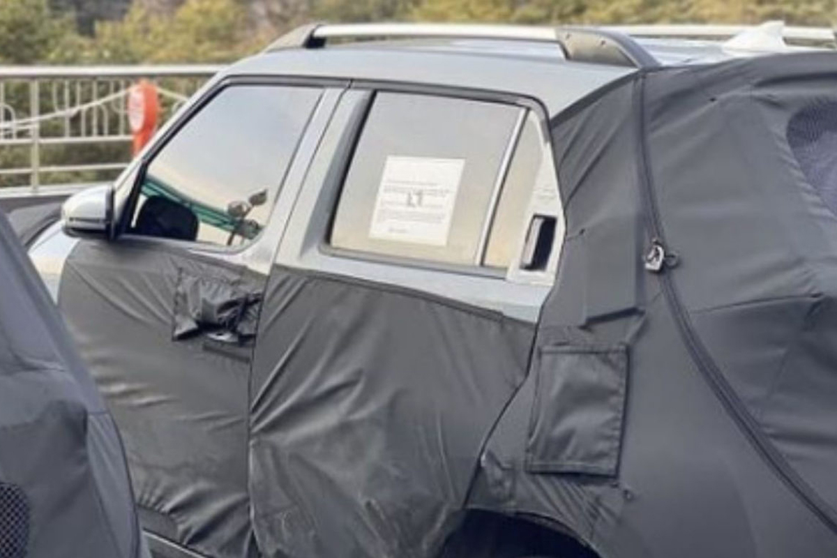 Hyundai AX1 Micro-SUV Spied Testing Again, Shows Design Cues and ...