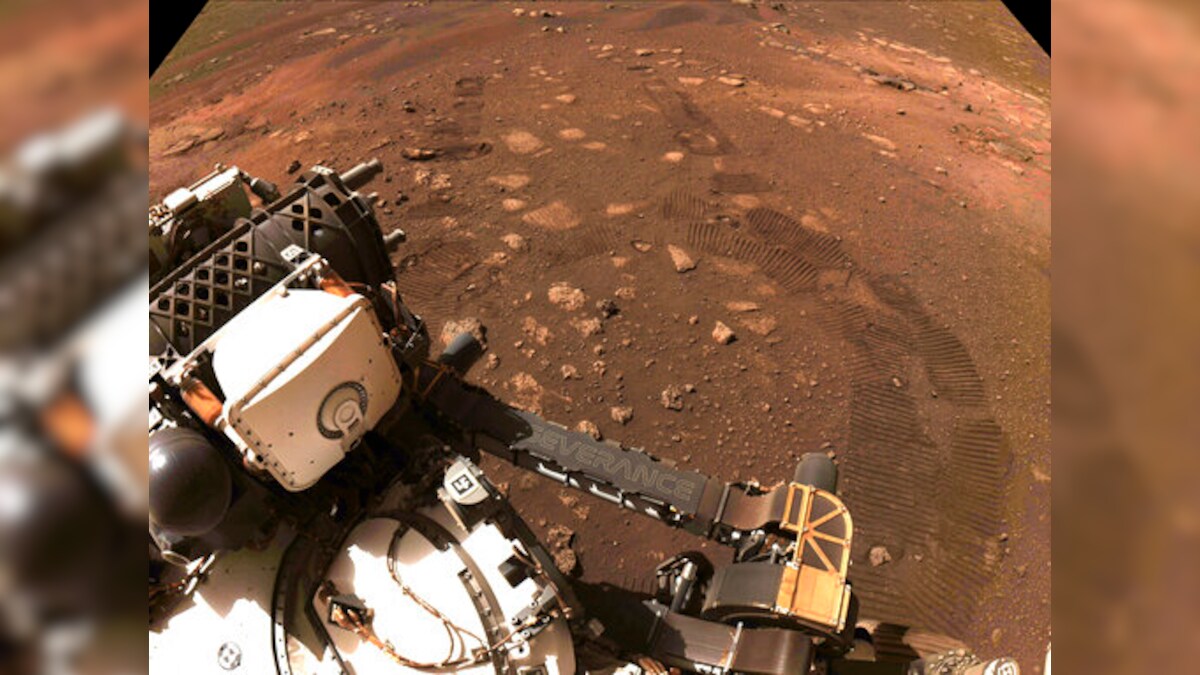 NASA's New Mars Rover Hits Dusty Red Road, 1st Trip 21 Feet - News18