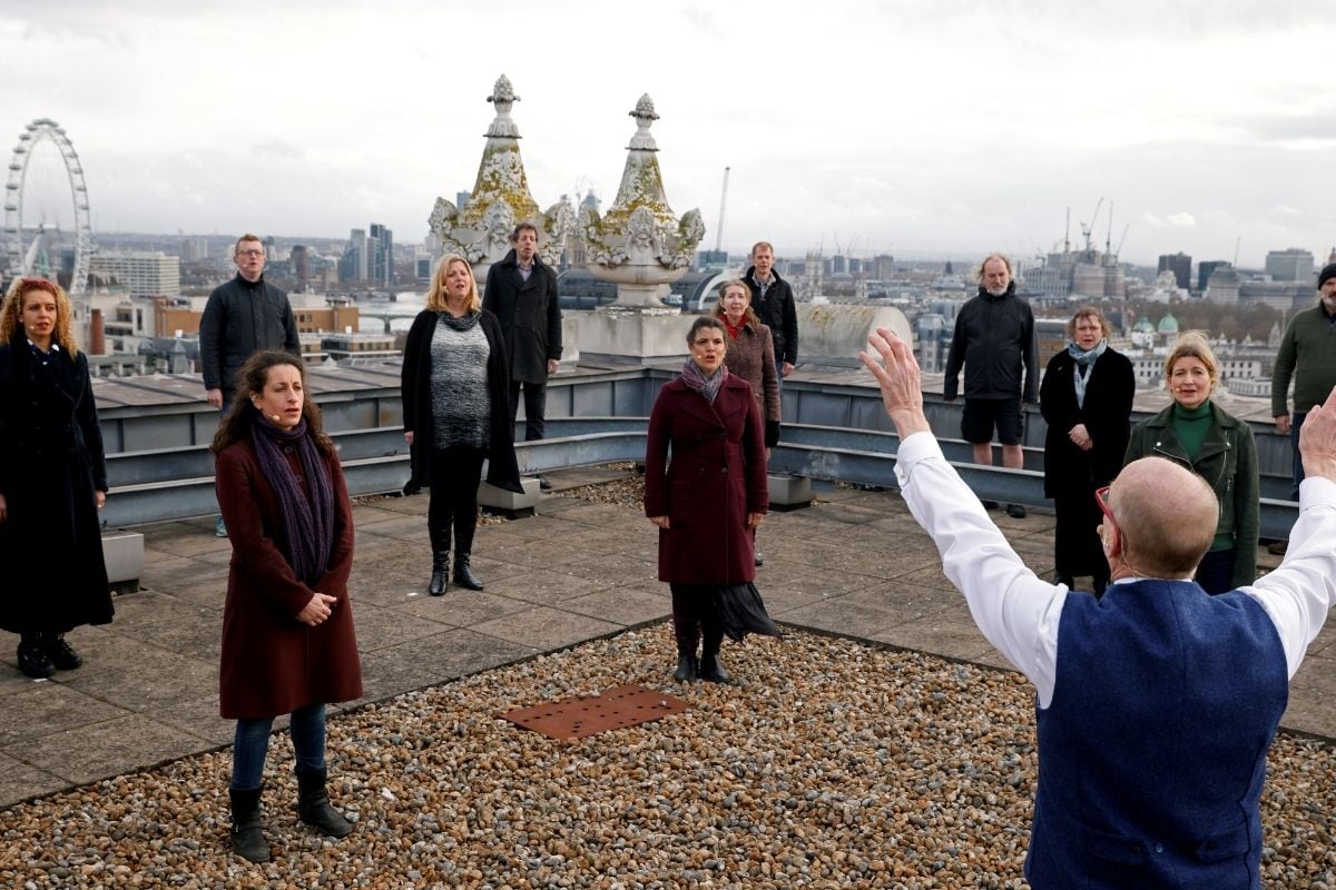 Royal Opera Chorus Reunites After a Year for Performance on London ...