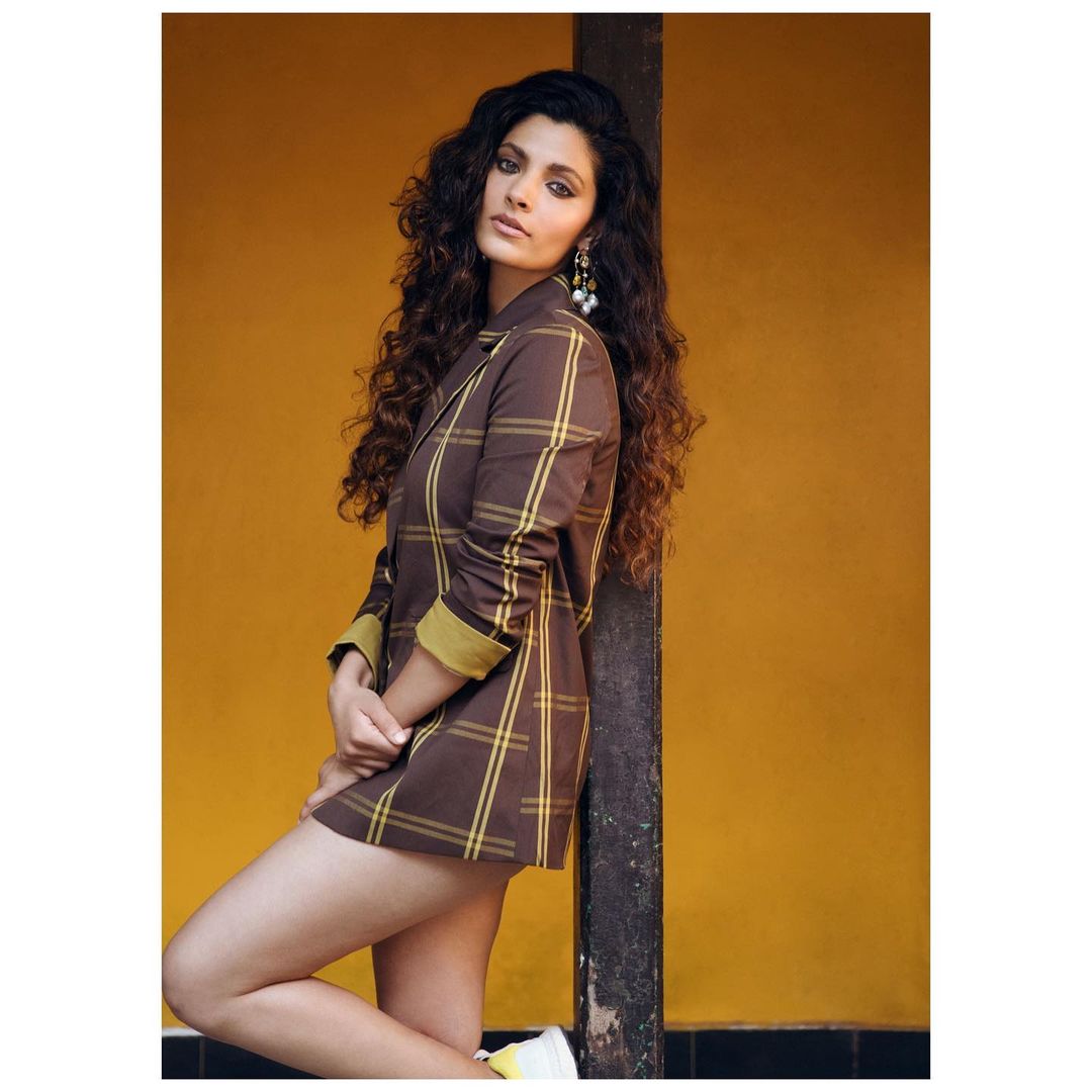 Saiyami Kher's Hottest Feature Are Her Curls, Check Out Diva Flaunt ...