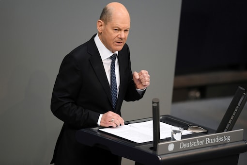 German Finance Minister Olaf Scholz to Receive AstraZeneca Covid-19 ... German Finance Minister Olaf Scholz to Receive AstraZeneca Covid-19 ...