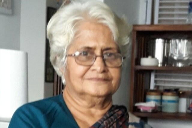 National Award Winner Filmmaker Sumitra Bhave Dies at 78 - News18