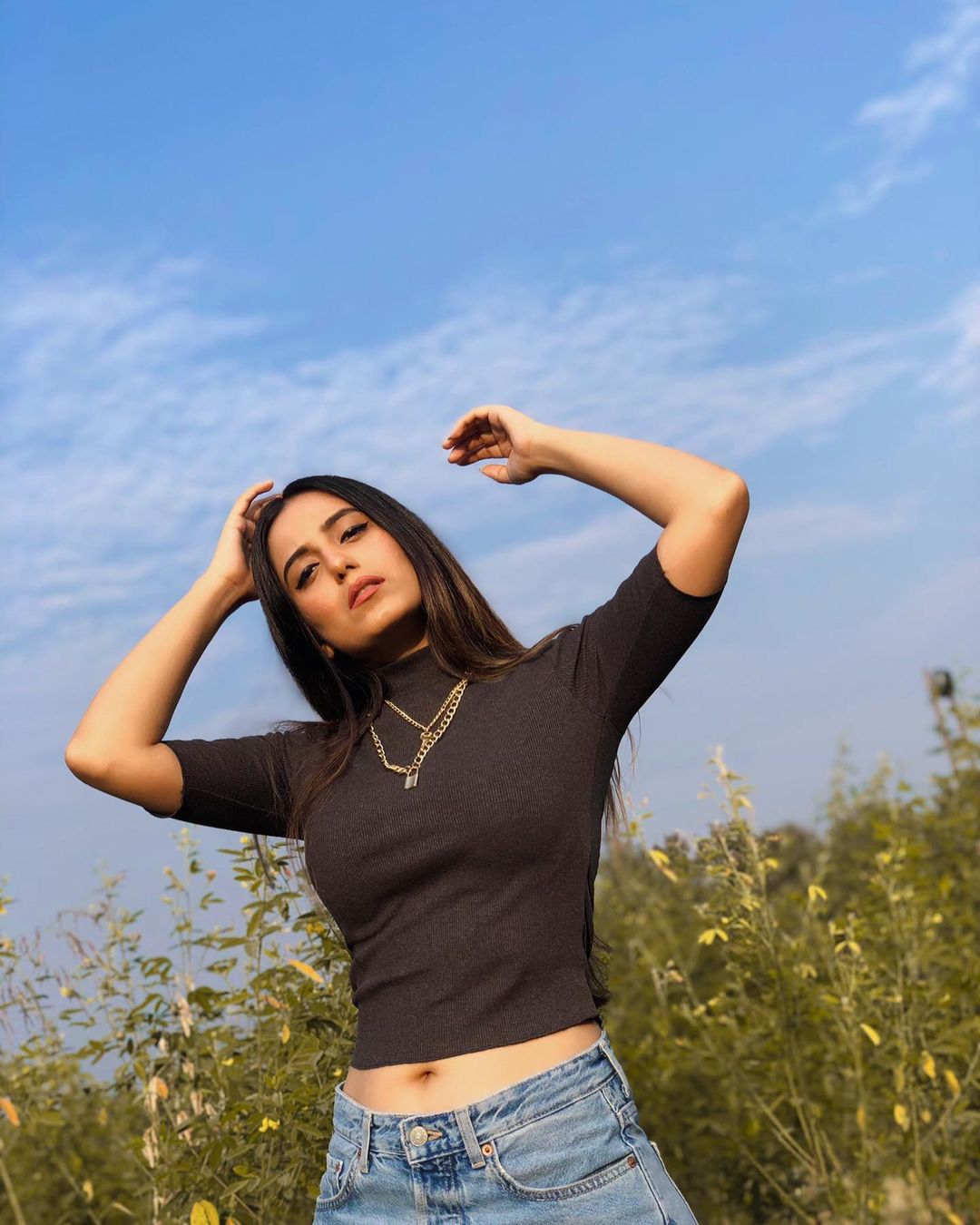 Srishty Rode's Jaw-dropping Pictures Leave Fans In Awe, See Diva's ...