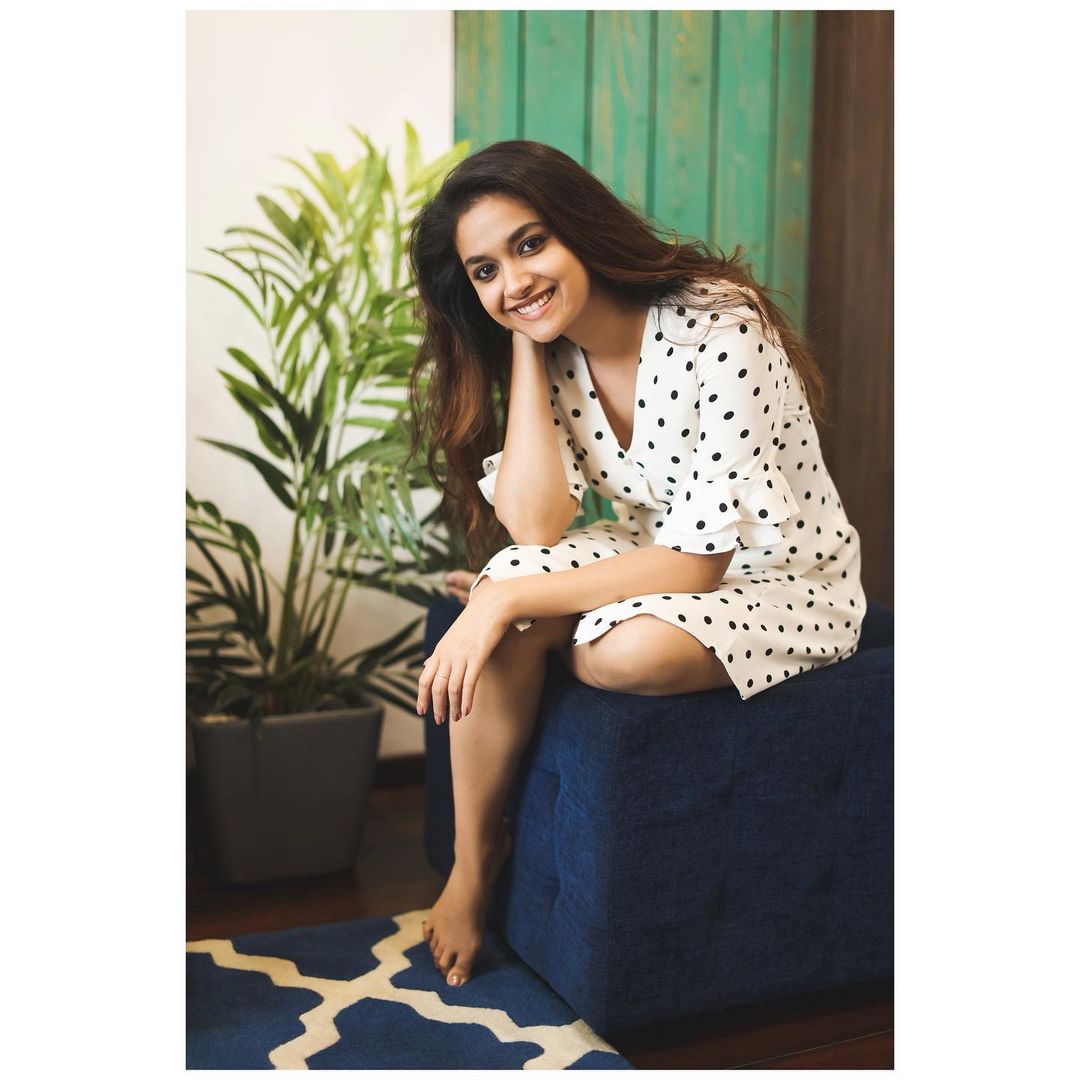 Keerthy Suresh Sets Internet On Fire, Check Out Southern Beauty's ...