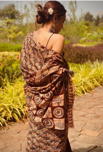 In Pics: Surbhi Jyoti Pulls Off a Saree Look with Sheer Elegance - News18