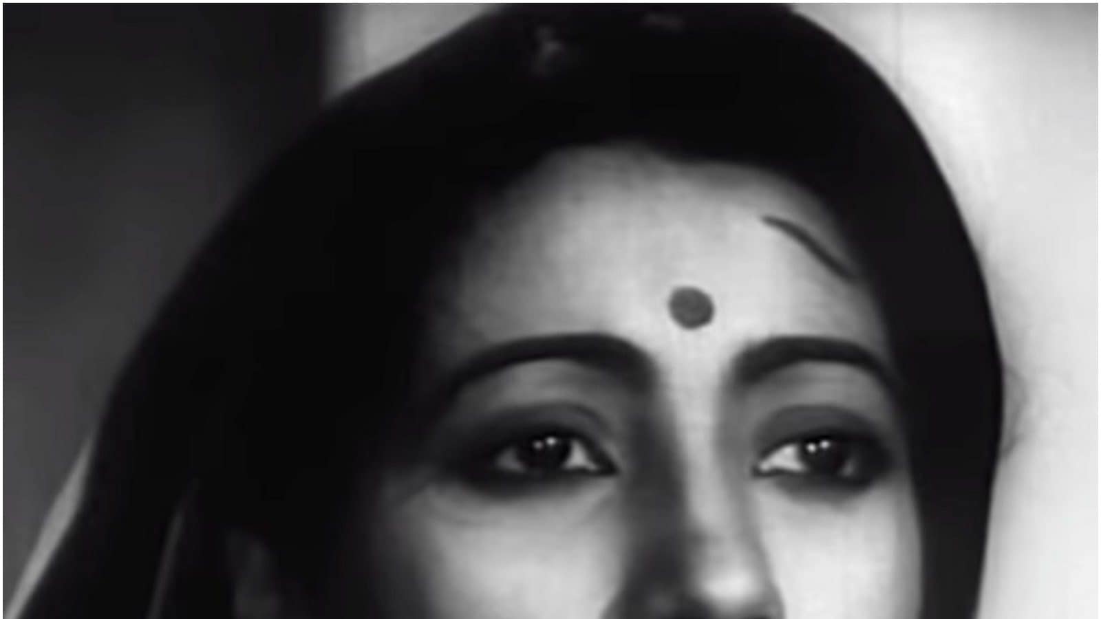 Suchitra Sen Birth Anniversary: Remembering Her with These Hit Tracks ...