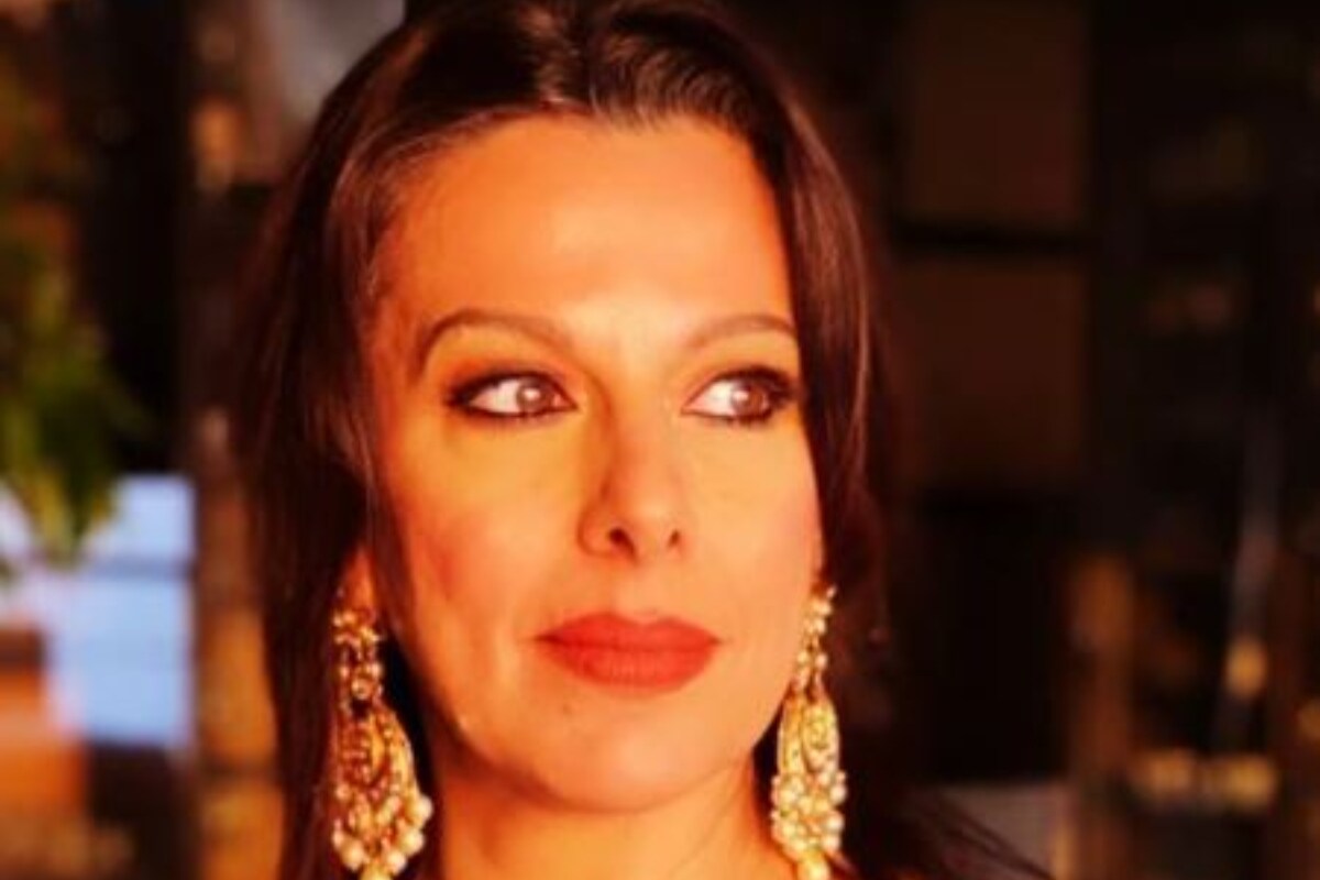 Pooja Bedi Says 'You do Find Love Again', Gets Candid About Divorce