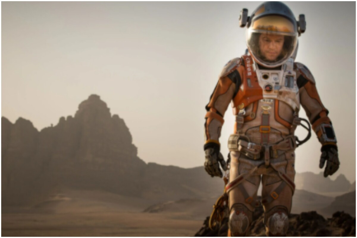 Movies That Created the Perfect Illusion of Shooting in Outer Space ...