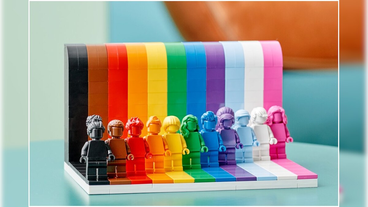 Lego to Launch Rainbow-coloured LGBTQ Toy Set to Celebrate Diversity ...