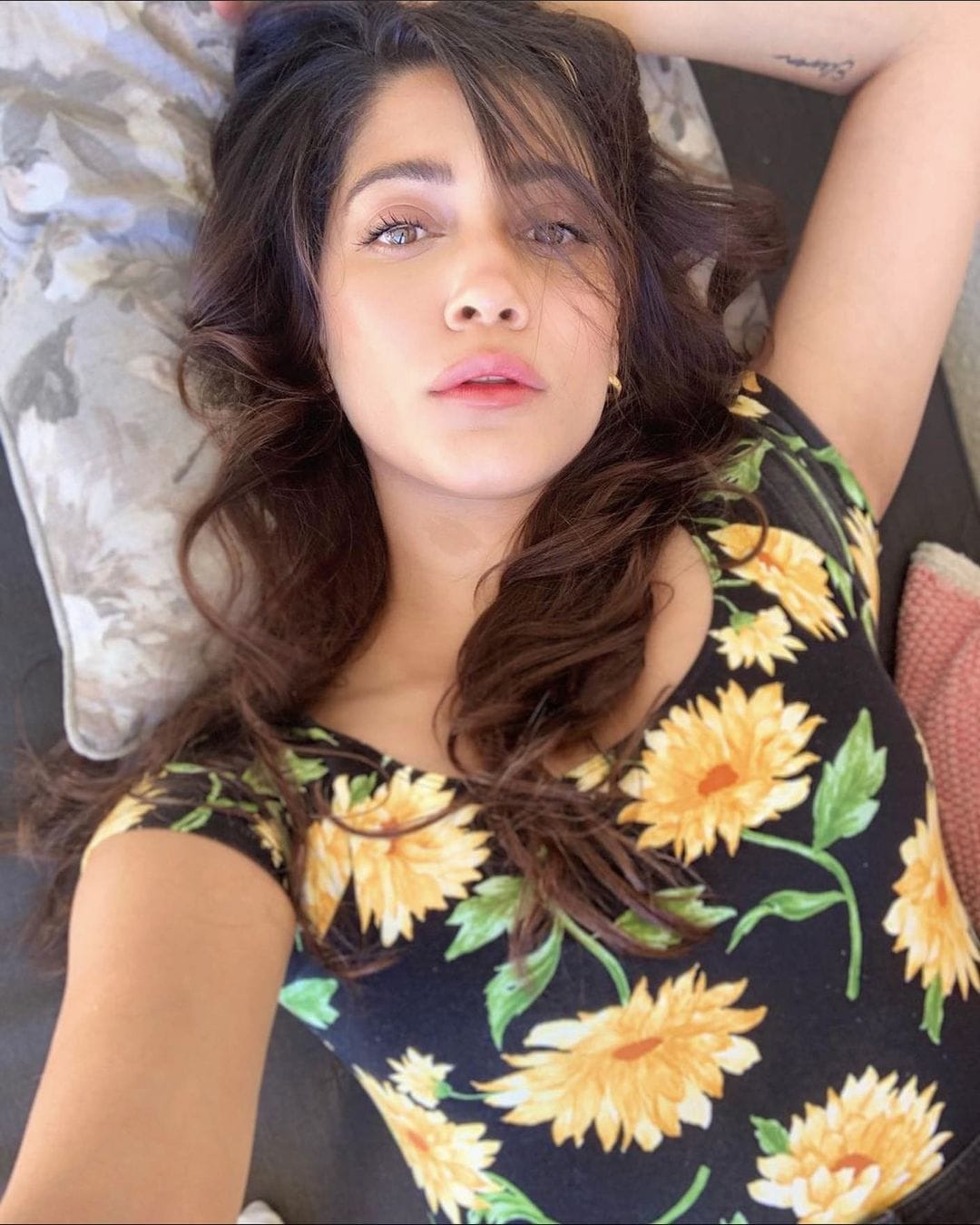 Anuja Joshi Stuns In All Her Photos, See The 'Hello Mini' Star's Most Alluring Pics - News18