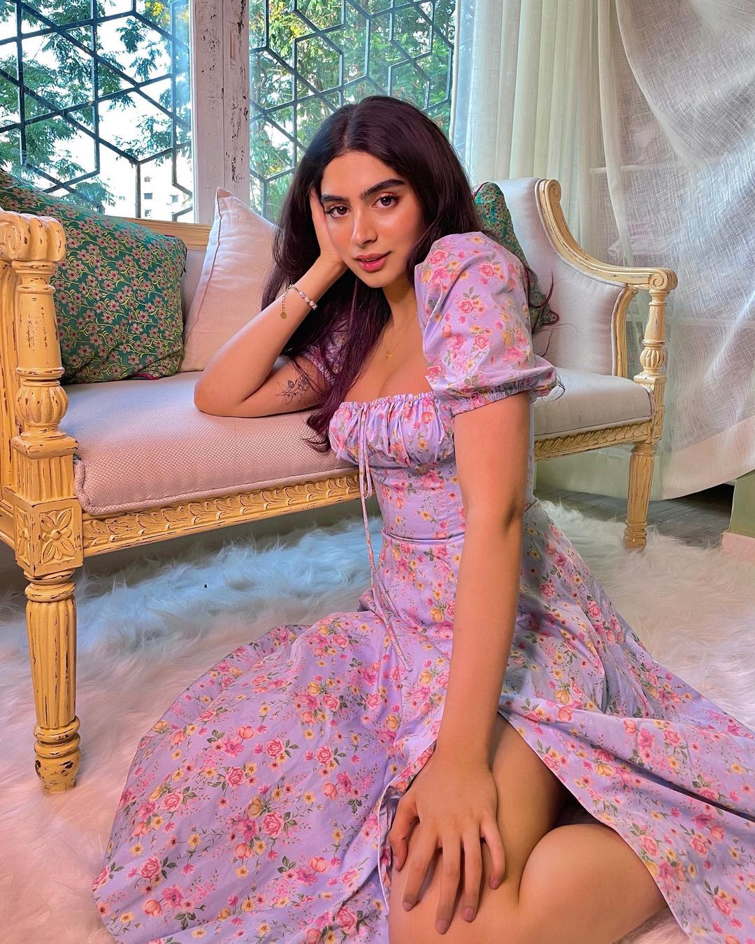 Khushi Kapoor Is A Stunner And Her Instagram Pictures Are Proof, See ...
