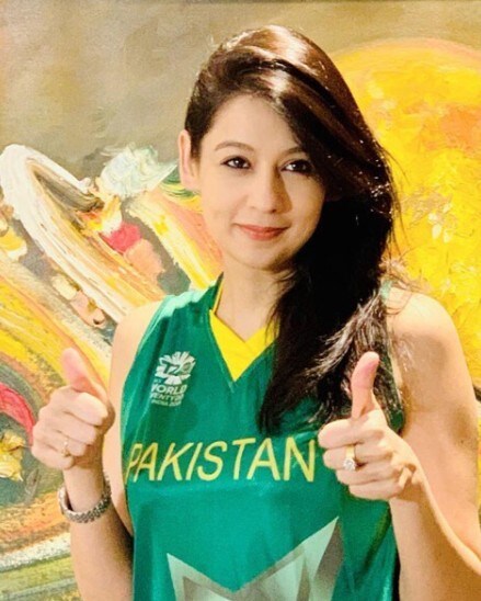 Meet Pakistani Fangirl Rizla Rehan Who Once Said, 'Mujhe Virat de do ...