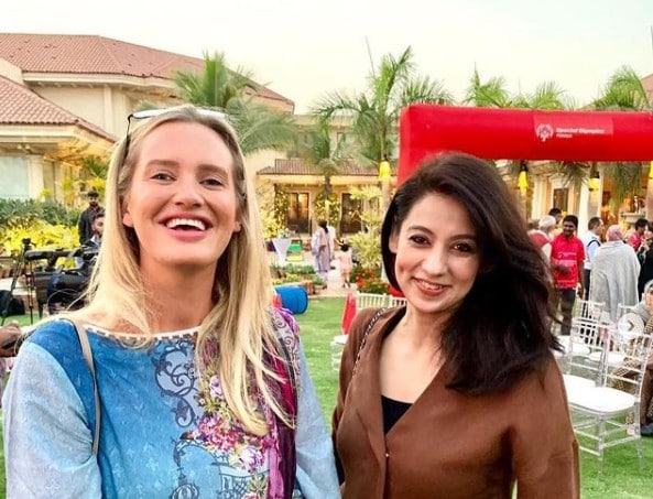 Meet Pakistani Fangirl Rizla Rehan Who Once Said, 'Mujhe Virat de do ...