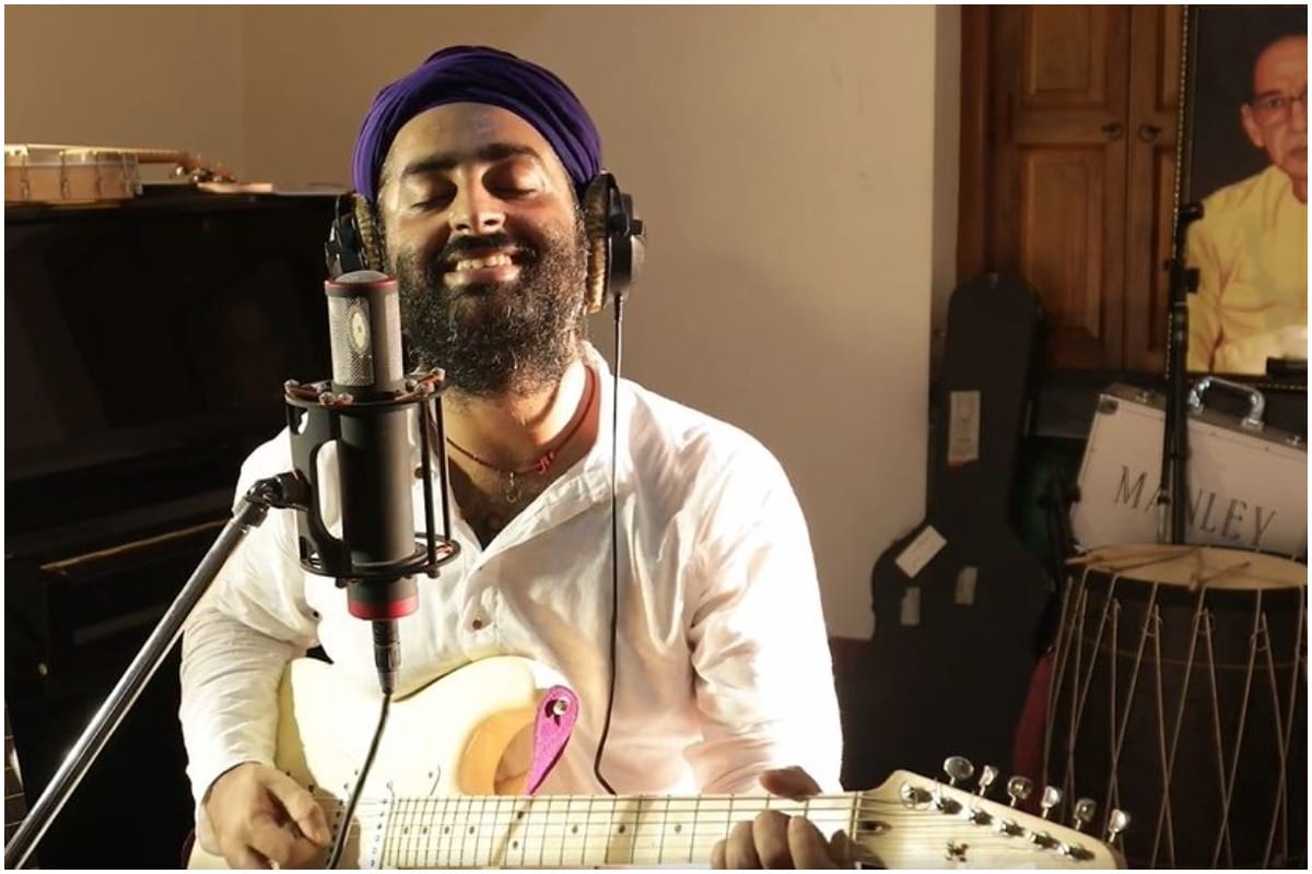 Arijit Singh Raises Funds for Covid-19 Relief Works Through A Live Concert